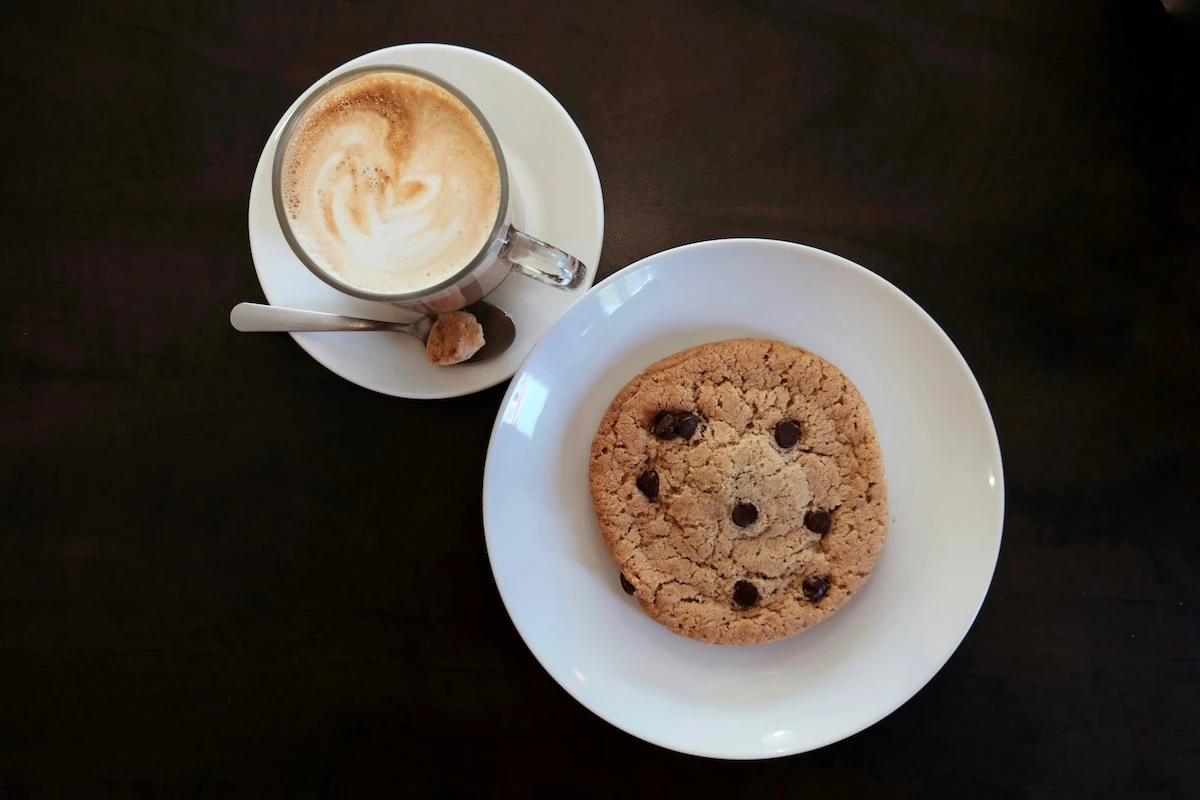 What to Eat with Coffee: Perfect Pairings Guide